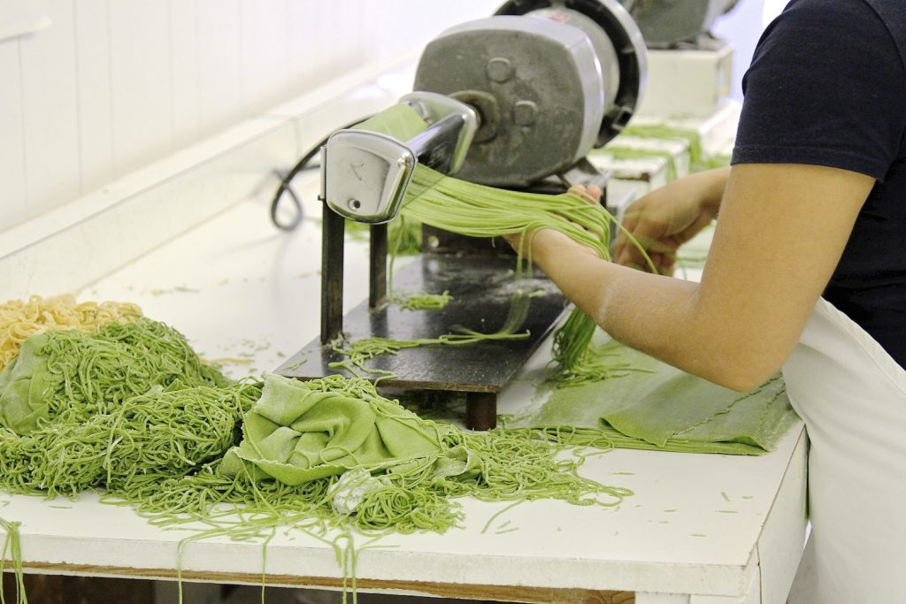 Meet Lucius and Alison Mhoon, owners of Pozza’s Pasta. - Simple Joyful Food